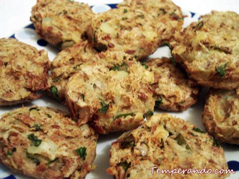 Bolinho De Atum Assado Temperando