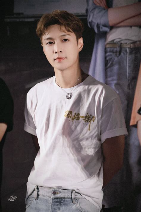 Lay Zhang Base 🚢⚓ On Twitter