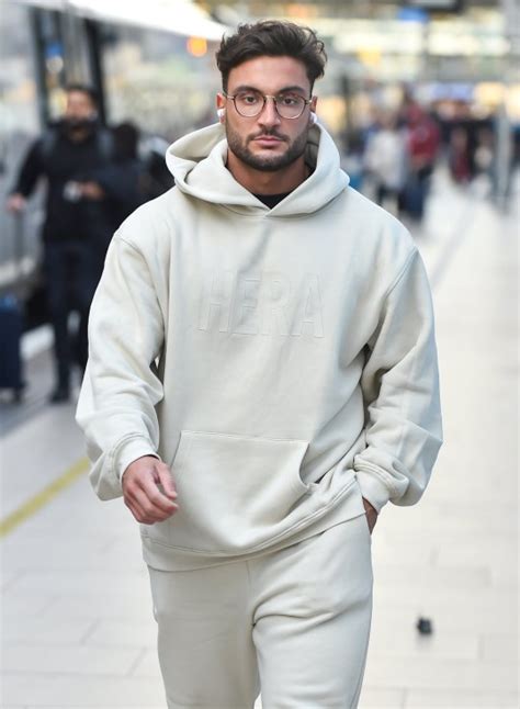 Davide Sanclimenti Not Surprised By Gemma Owen And Luca Bish Split Metro News