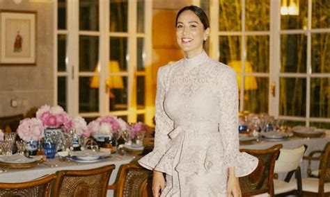 Tamara Falcó Elige Un Ramo De Inspiración Royal Para Su Boda