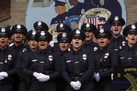 Lapd Recruit Officer Graduation Ceremony For Class 11 21 Los Angeles