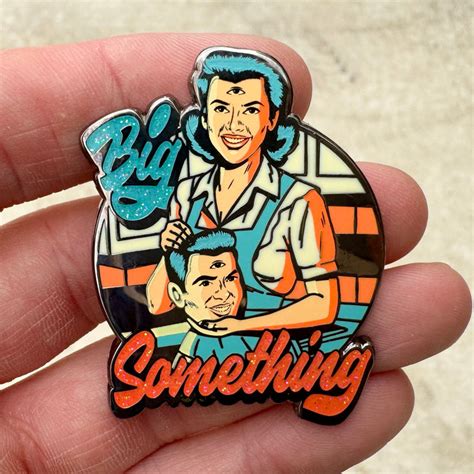 Pin Retro Amanda Lynn Silver Glitter Big Something