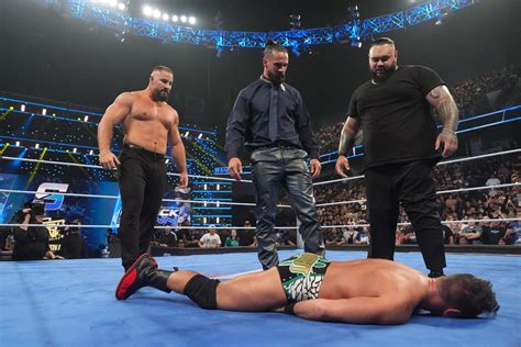 Wwe Saturday Nights Main Event Xl Results As Seth Rollins Suffers Leg