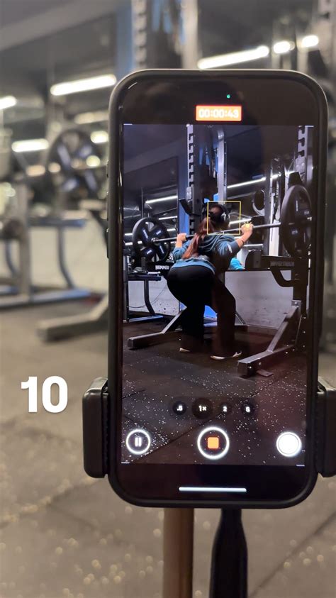 Simran Sachdeva Heer ♛ 🖤 Working For An ⌛️ Physique 🧿 📍 Bigtreecafegurgaon Bodycondress