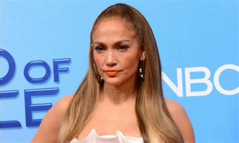 Terjemahan Lirik Lagu Jennifer Lopez Booty Ft Iggy Azalea Bangringo