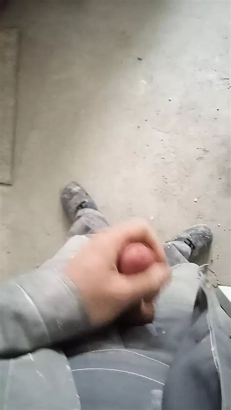 Masturbándose En El Trabajo Xhamster