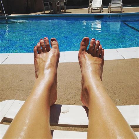 Roz Stanleys Feet