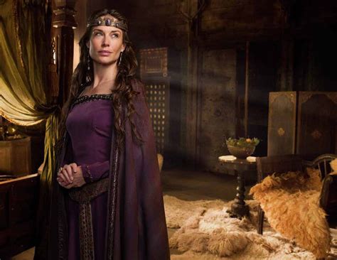 Download Claire Forlani Posing In A Stunning Photoshoot Wallpaper