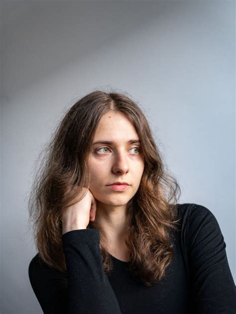 Simone Cataldi Schauspielerin Model Musicaldarstellerin Sängerin Synchronschauspielerin