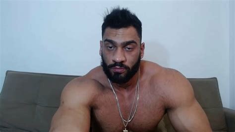 Super Gros Muscles Et Bite Spécial Xhamster