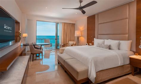 Honeymoon Suite In Los Cabos Ocean View Luxury Le Blanc