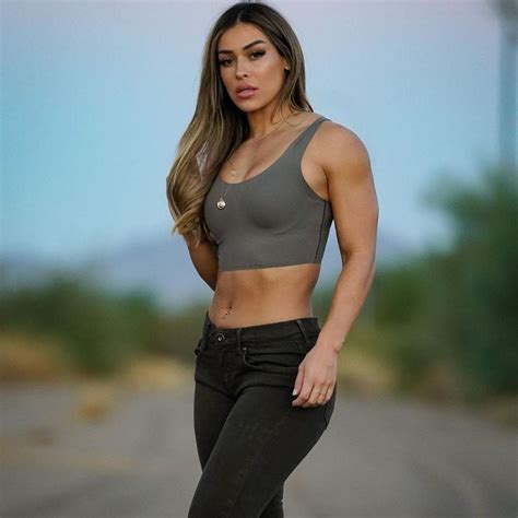 Cassandra Martin Fitness Model With A Perfect Figure Perfect Figure