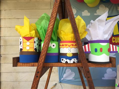 Toystory Dulceros De Latas Piñatas De Toy Story Toy Story Dulceros