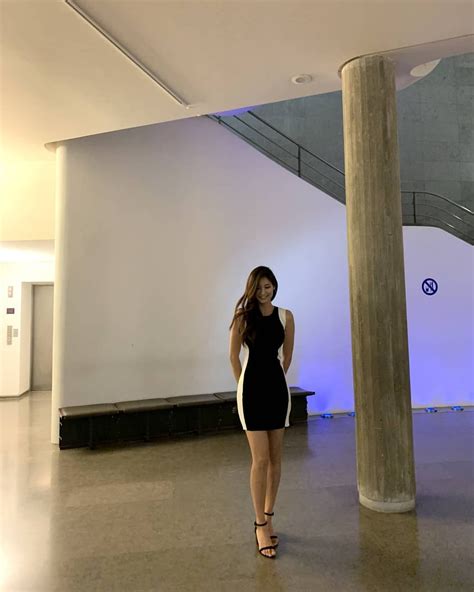 Lee Hee Eun 이희은 Celebridades