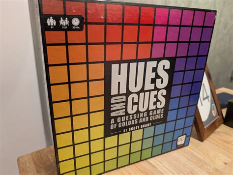 Hues And Cues Board Game Review Meeple And The Moose