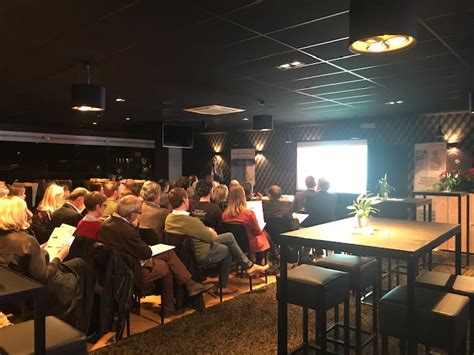 Adviesavond Dewaele Beleggingen Laura Damme