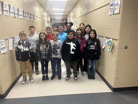 The Rivercrest Elementary Rivercrest School District