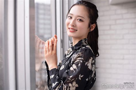 画像2240 ミス東大・神谷明采、予想外の 赤門コスプレ”が「面白すぎる」「斬新」と話題に モデルプレス