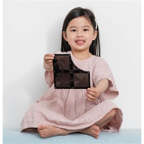 Магнитен Конструктор за рампи и кръстовища 16 части Connetix Happy Days играчки и подаръци