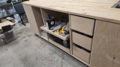 Custom Work Bench Outfeed Table Ladders And Scaffolding Kansas City