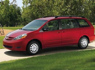 2007 Toyota Sienna Price Value Depreciation And Reviews Kelley Blue Book