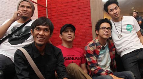 Mahasiswamalas Sejarah Band Peterpannoah