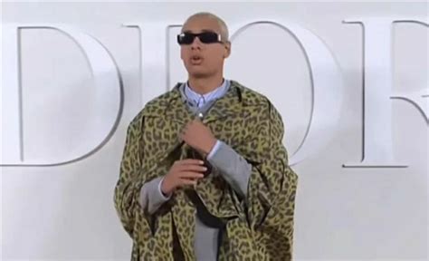 مروان بابلو بإطلالة تايجر في عرض أزياء Dior خبر في الفن