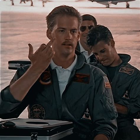 Goose Top Gun Artofit