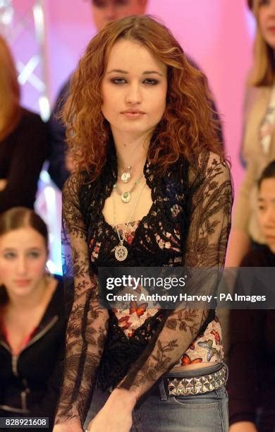 57 Amy Studt Photos And High Res Pictures Getty Images