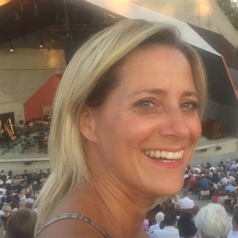 Sandra Nowak Juristin AknÖ Xing