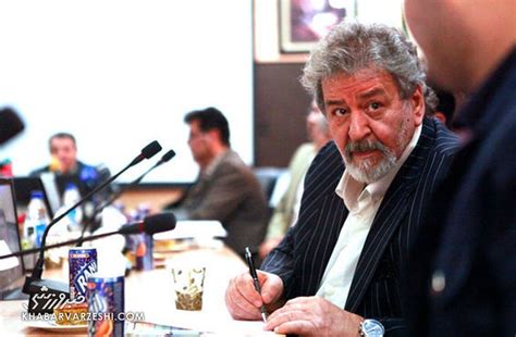 واکنش عابدینی به توهین مداح معروف به علی پروین و حسن روشن هایده و معین مردم را با تلویزیون آشتی