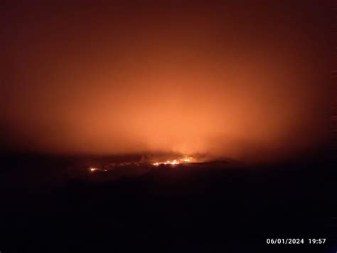 Κρήτη Φωτιά σε δύσβατη περιοχή E Mesaragr