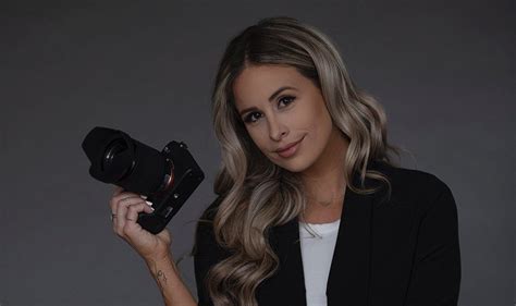 Ashley Lambs Instagram Twitter And Facebook On Idcrawl