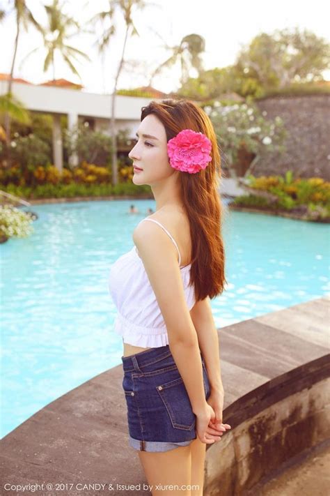 美女伊莉娜迷人寫真 每日頭條