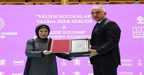 First Lady Inaugurates Valide Sultans Manuscripts Exhibition T Rkiye