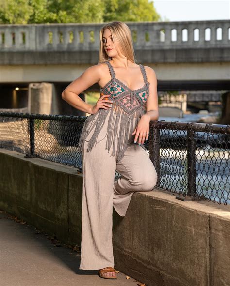 Kaylee Kayleekatmodeling • Instagram Photos And Videos