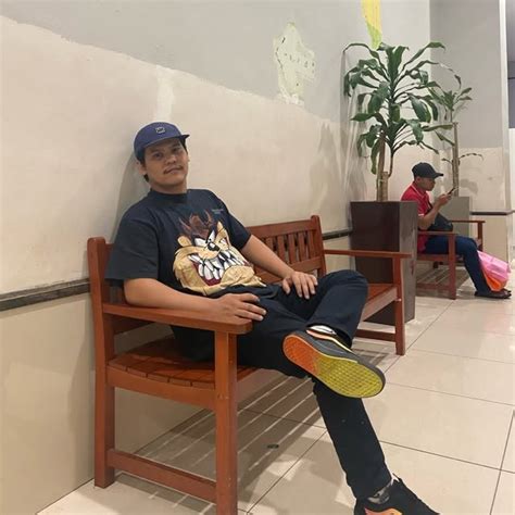 Fareez Kareem Fareezkareem • Threads Say More