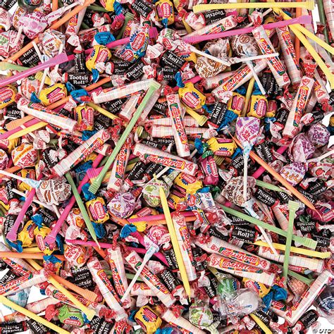 9 Lbs Super Mega Bulk 1000 Pc Everyday Fun Candy Assortment
