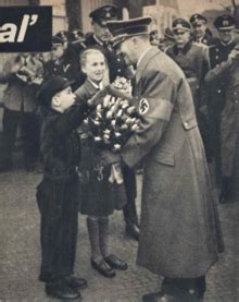 Adolf Hitlers Cult Of Personality Wikipedia