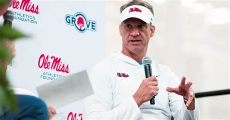 Report Ole Miss Football Coach Lane Kiffin Qanda With David Kellum Fans At…