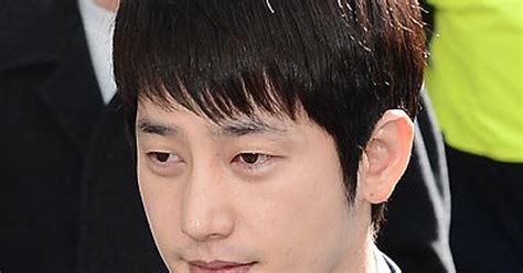 포토 박시후 굳게 다문 입술