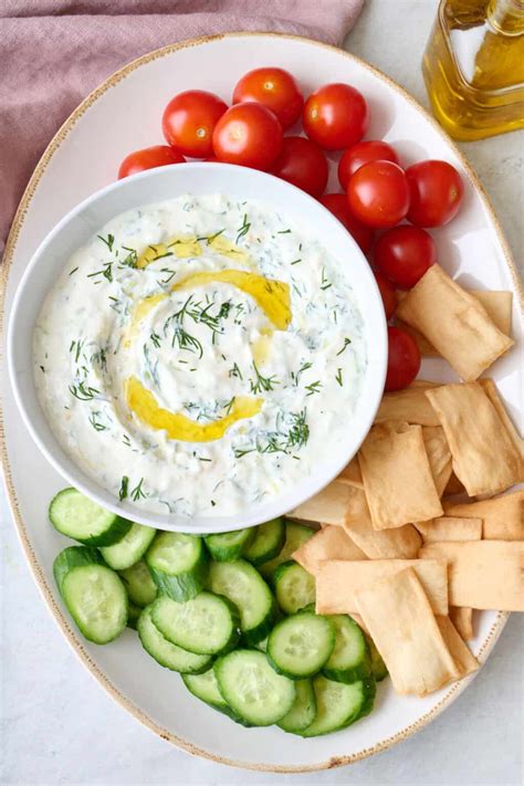 Tzatziki Sauce Recipe Cucumber Dill Yogurt Sauce Feel Good Foodie
