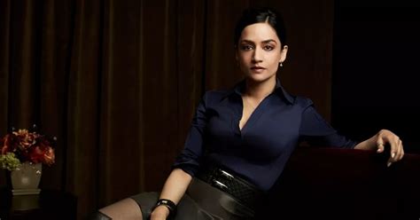 Archie Panjabi Kiss