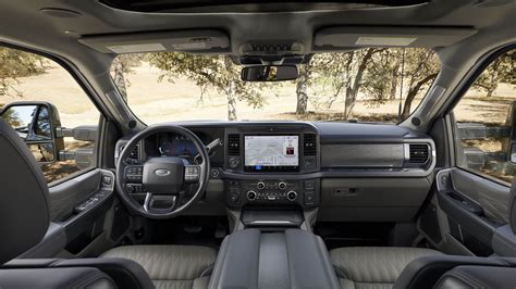 2024 F450 Platinum Interior