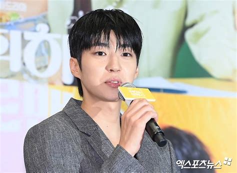 백성철 취하는 로맨스로 인사드려요 엑s Hd포토