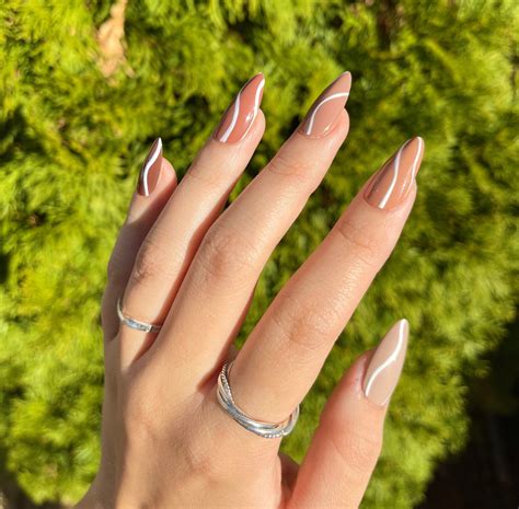 Brown Abstract Nailspress Onsbrown Gradient Nailstrendy Brown Nails