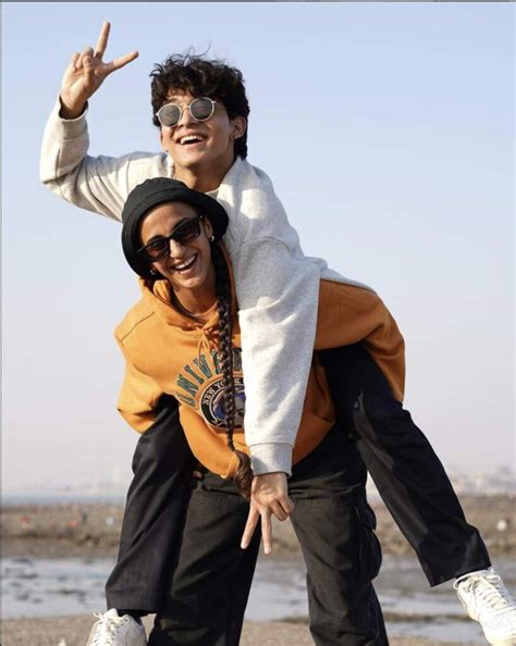 Akash Thapa Age Height Gf Birthday Sisters And Bio