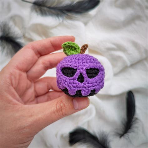 Mini Poisoned Apple Crochet Pattern Skull Apple Keychain Pdf English