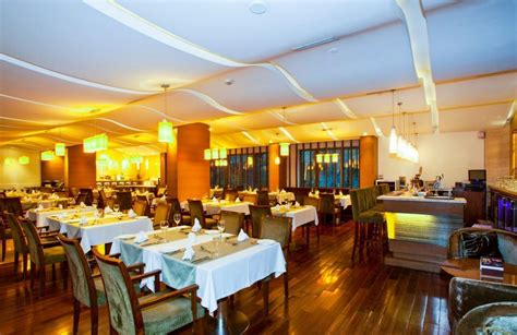 Adarsh Hamilton 𝗕𝗢𝗢𝗞 Bangalore Hotel