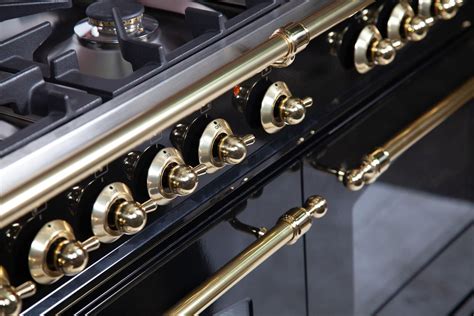 Ilve 60 Nostalgie Dual Fuel Range With 8 Sealed Burners 599 Cu Ft Oven Griddle With